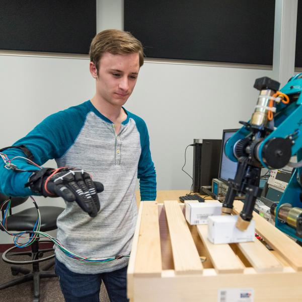 Electronics & Computer Engineering Technology: Robotics & Automation Emphasis | Associate of ...